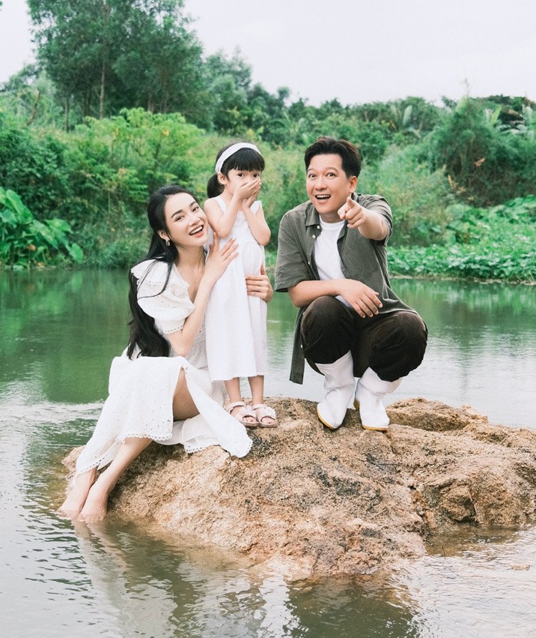 Trường Giang cao 1m67, Nhã Phương cao 1m63, chiều cao con gái 3 tuổi ...