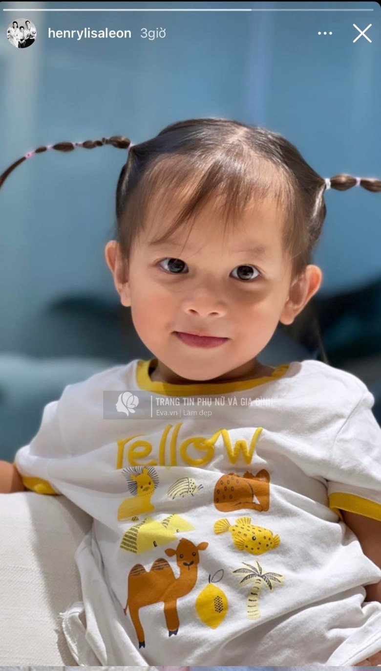 Lisa tóc loe hoe vài cọng nay đã dày dặn, càng lớn càng xinh vẫn bị nói ...