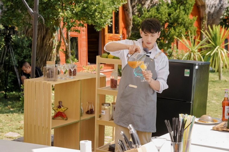 Hòa Minzy khẳng định Isaac là của mình, ghen ra mặt khi anh nói chuyện ...