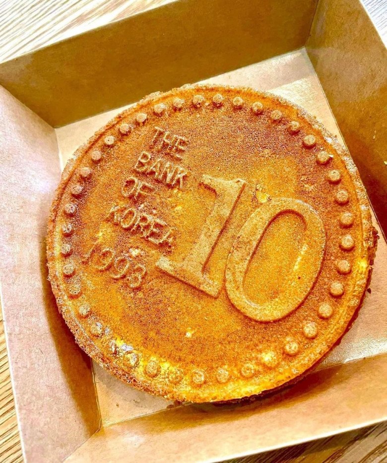 Bánh đồng xu phô mai 35.000đ/cái, dân tình than trời vì chất lượng hên ...