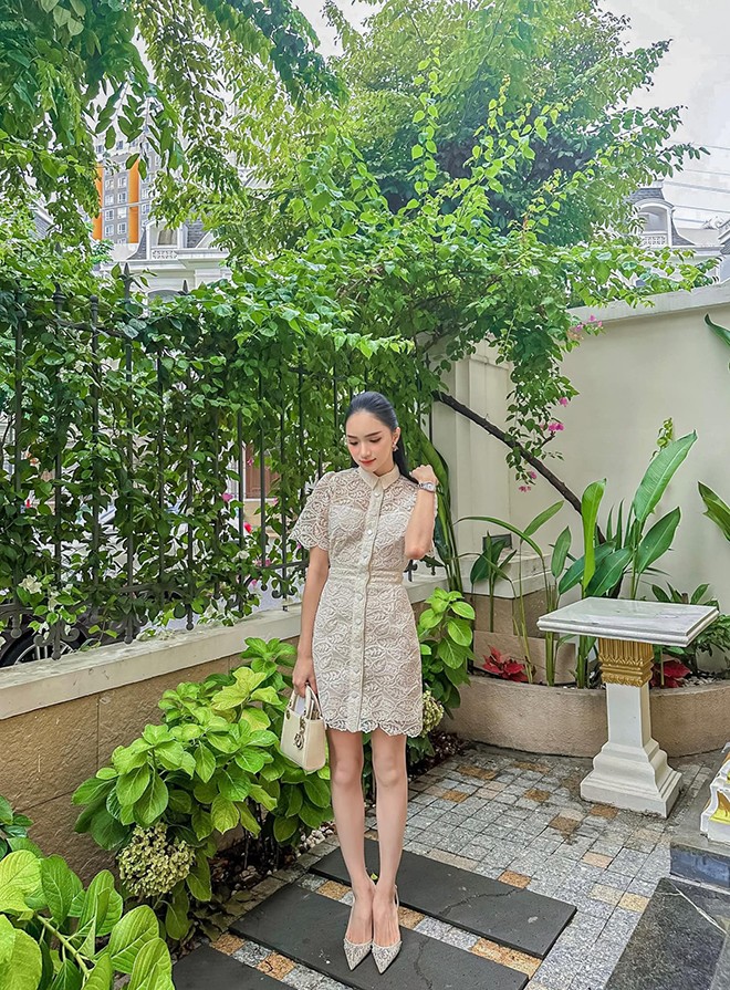 Hoa hậu Hương Giang được dâu hào môn gửi vía, Mai Phương Thúy chúc phúc ...